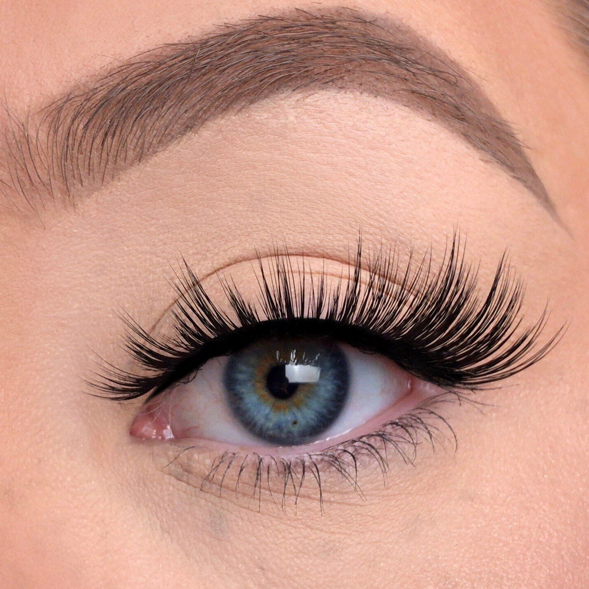 Beverly Hills | Ultra Luxe Lashes | GWA London